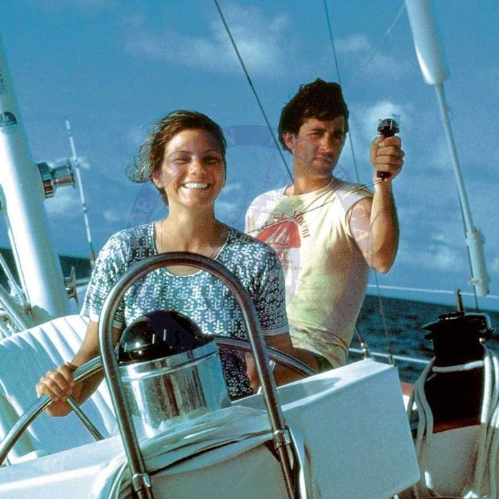 Davis Hand Bearing Compass *FREE 2-Day Shipping* - Amnautical